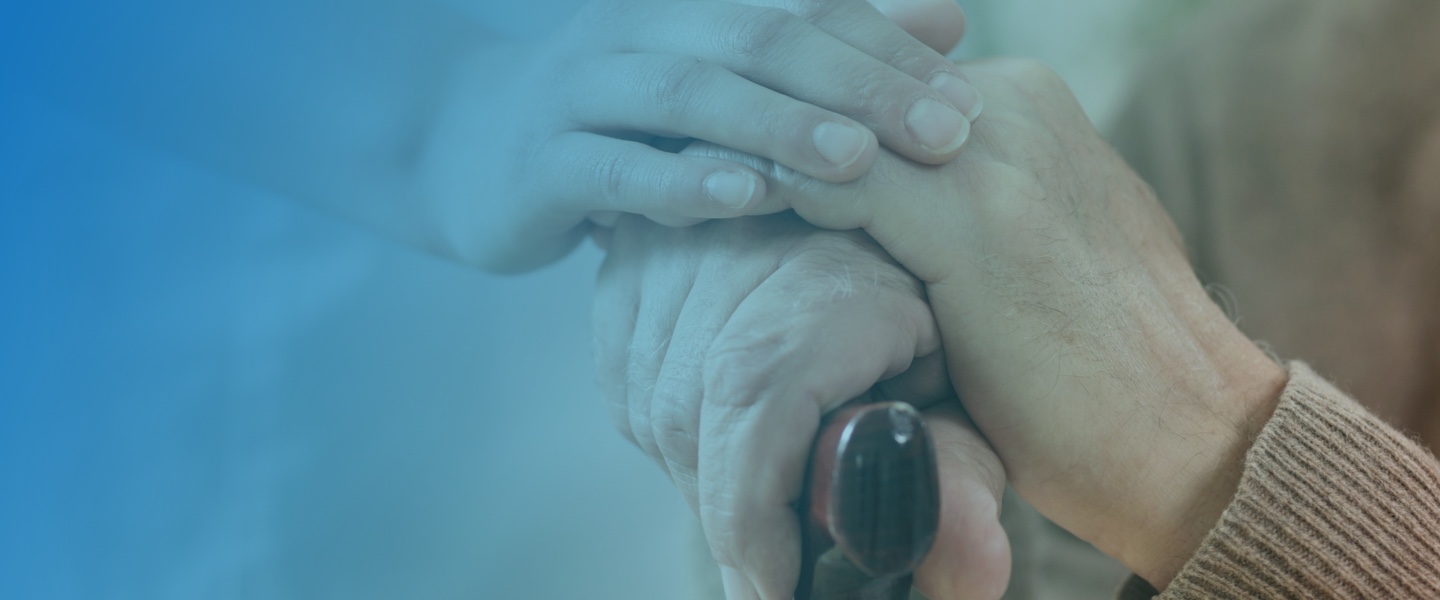 Guía: Pasos básicos para cuidar a tu adulto mayor en casa